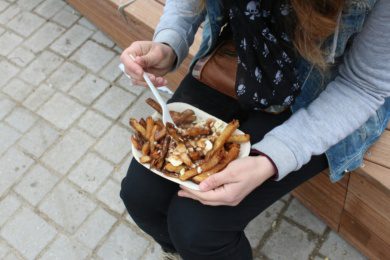 Canadian Classics: What Is Poutine And How To Find a Good One